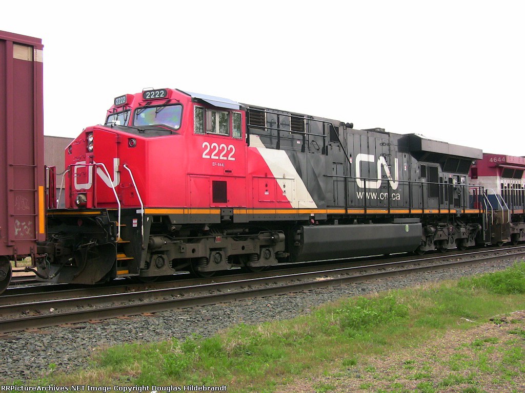 CN 2222